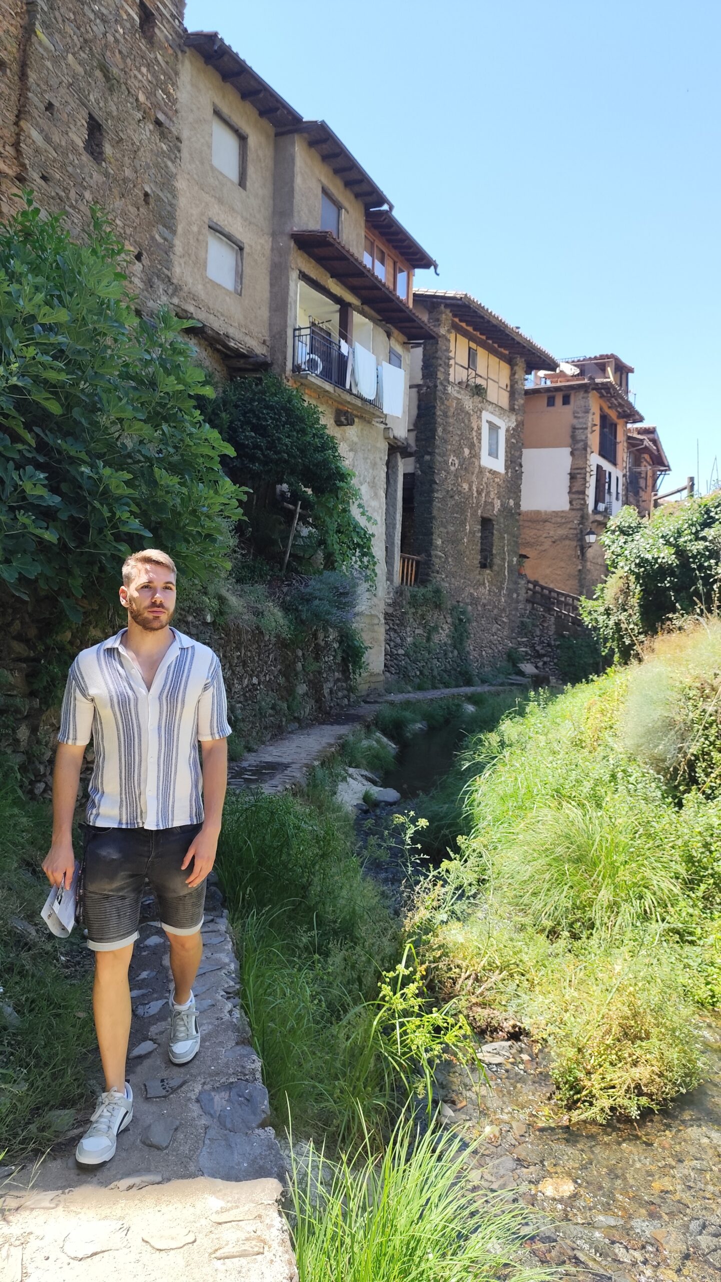 Qué ver en Robledillo de Gata: un paseo por sus encantos • planDviajero